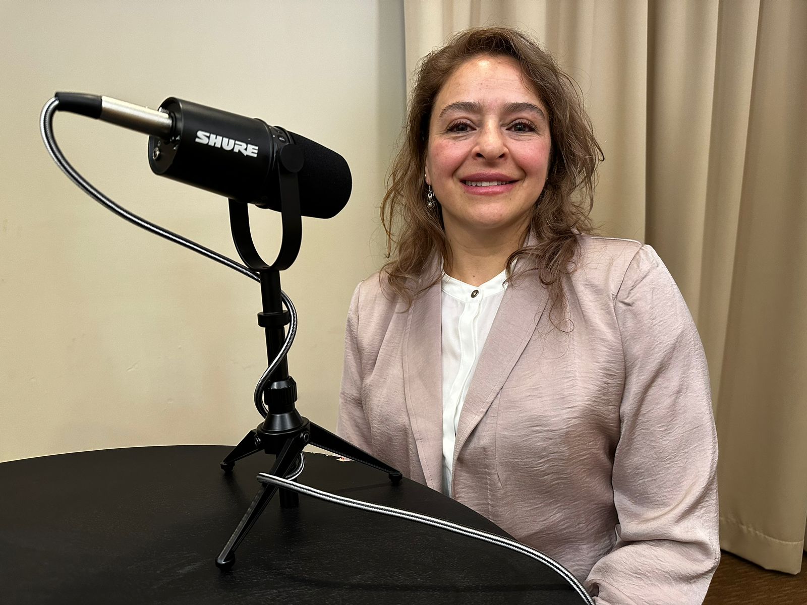 Mónica Enríquez: “Se deben revisar los contratos de concesiones sobre ...