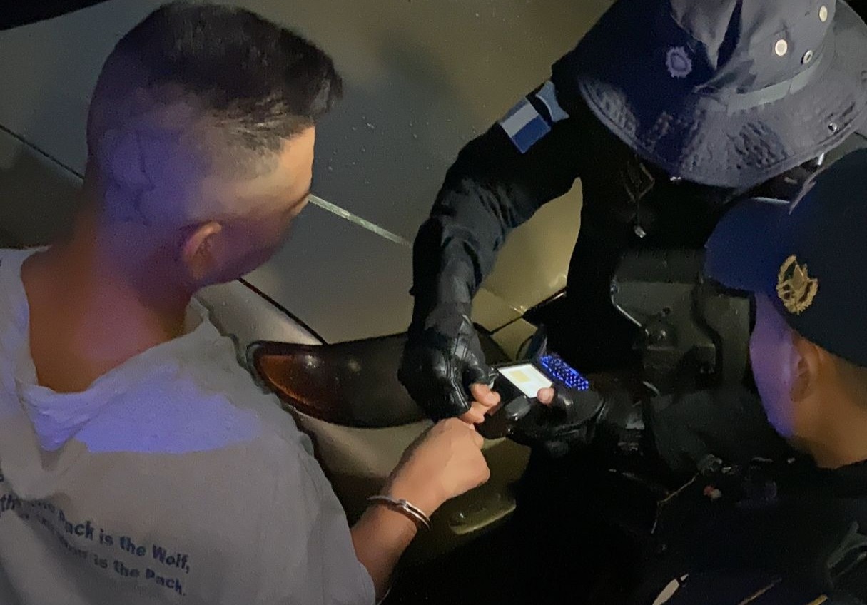 Planeaba atentado: Capturan a pandillero armado en estacionamiento del Hospital Roosevelt | La ...